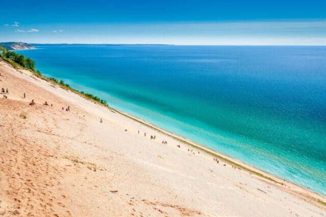 9 Midwest Beaches You Should Visit This Summer - The Trip Wish List